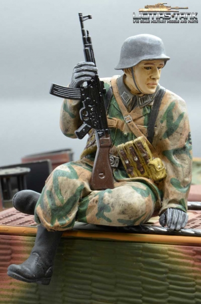 Figure Soldier WW2 splinter pattern German Tank Rider StG44 shooter ...